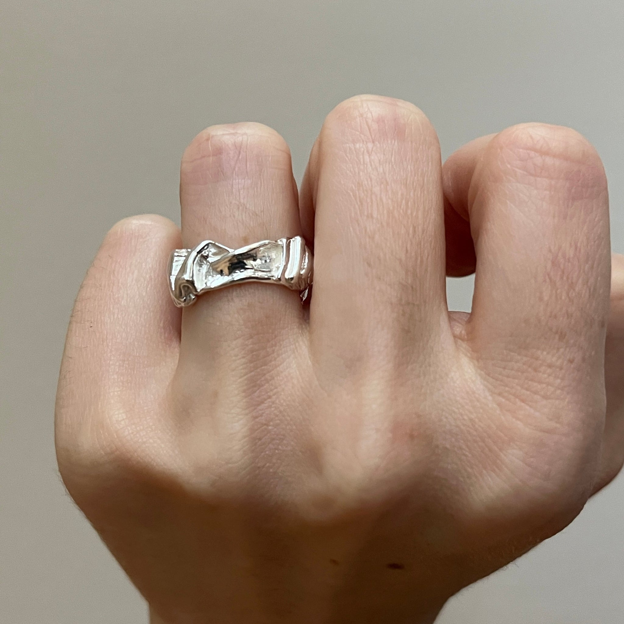 ECHO RING – URSINA